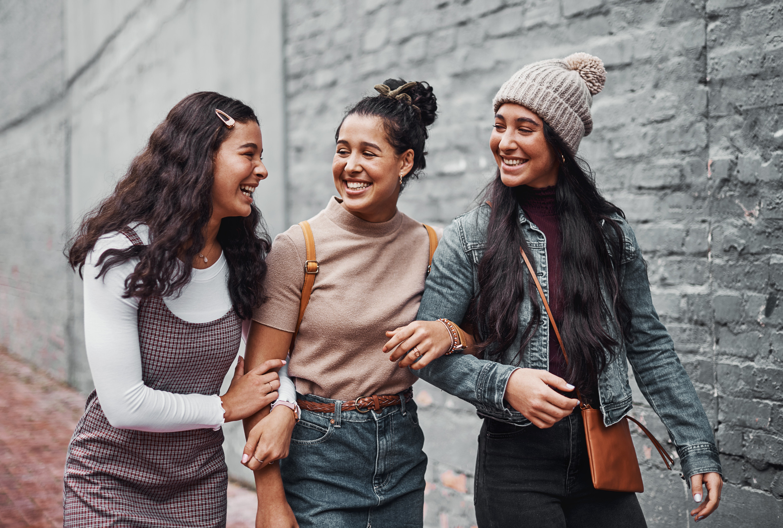 Why People With High EQ Have Fewer Friends—And It’s Not a Bad Thing ...